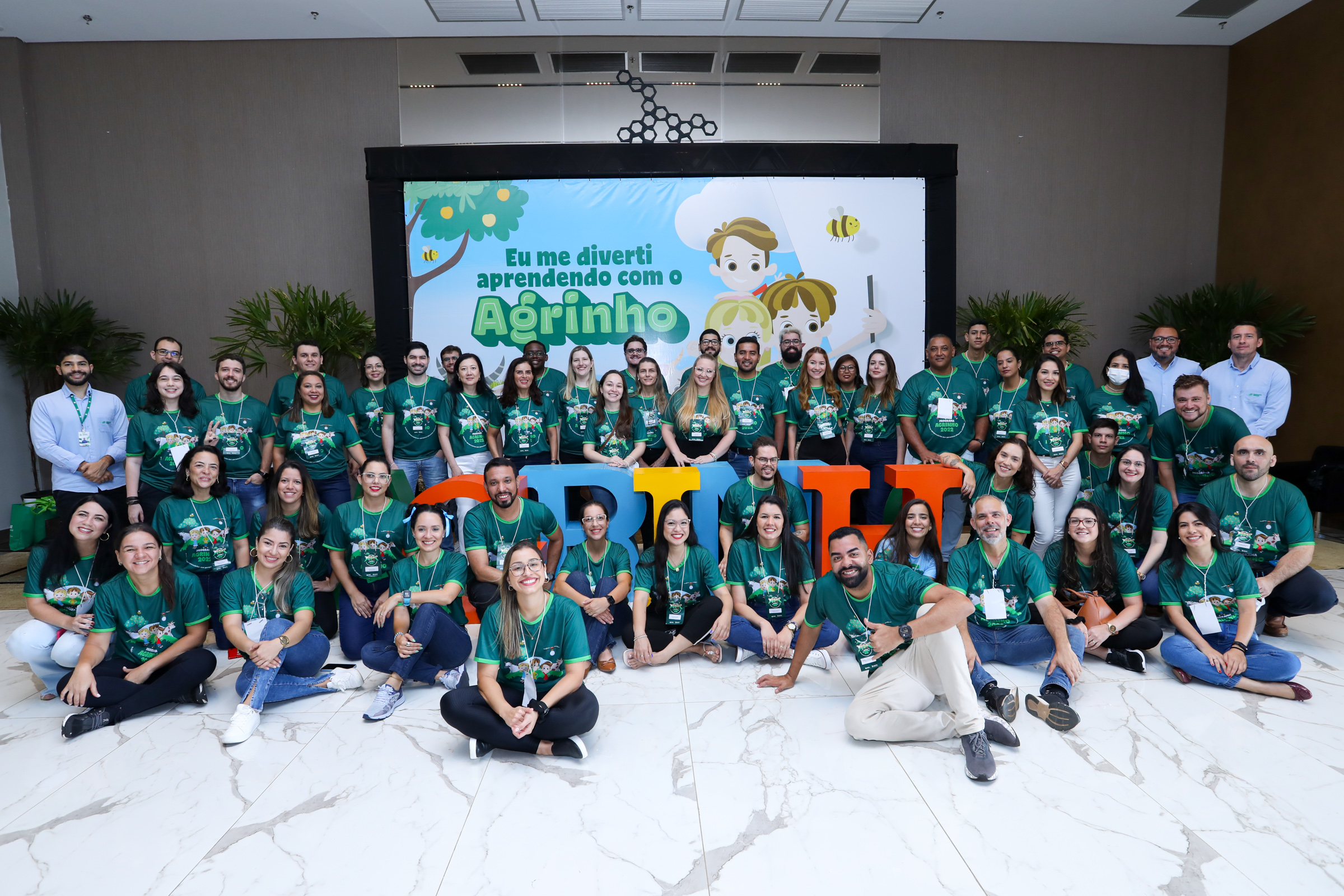 Com tradicional festa, Senar/MS premia escolas, professores e alunos no Concurso Agrinho 2022 ...